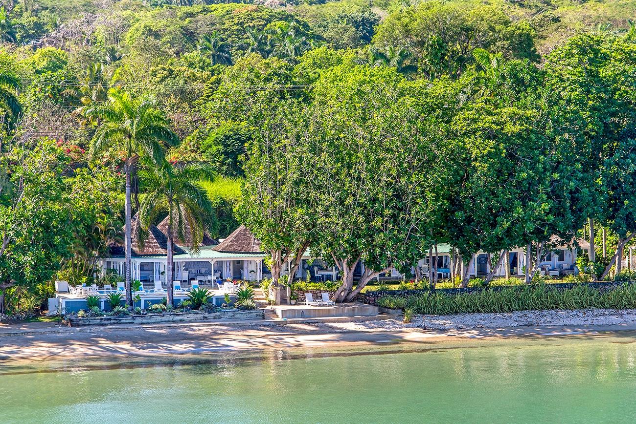 House For Sale, C2X7+Xx, Unity Hall, Jamaica, In St. James Parish ...