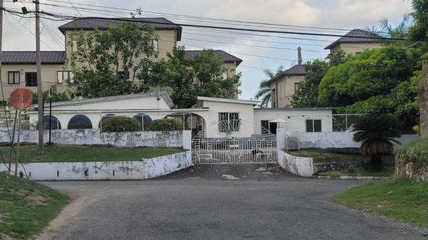 House For Sale, 24 Norbrook Rd, Kingston, Jamaica (Kingston, Jamaica ...